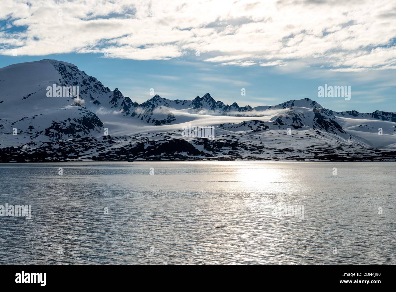 Arctic landscape with beautiful lighting in Svalbard Stock Photo - Alamy