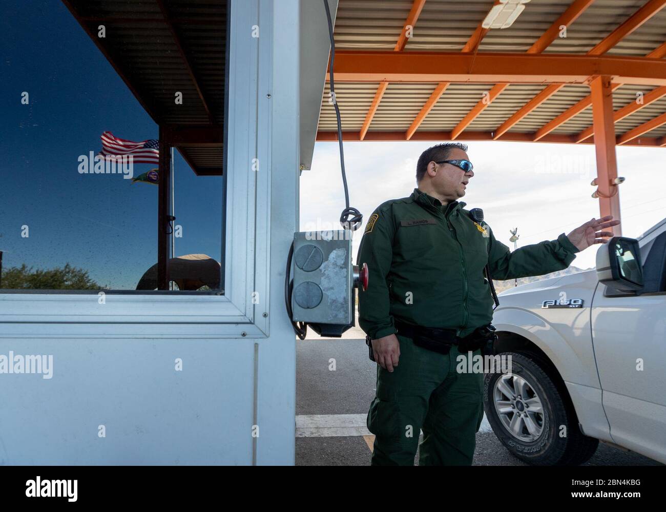 Checkpoint operations hi-res stock photography and images - Alamy