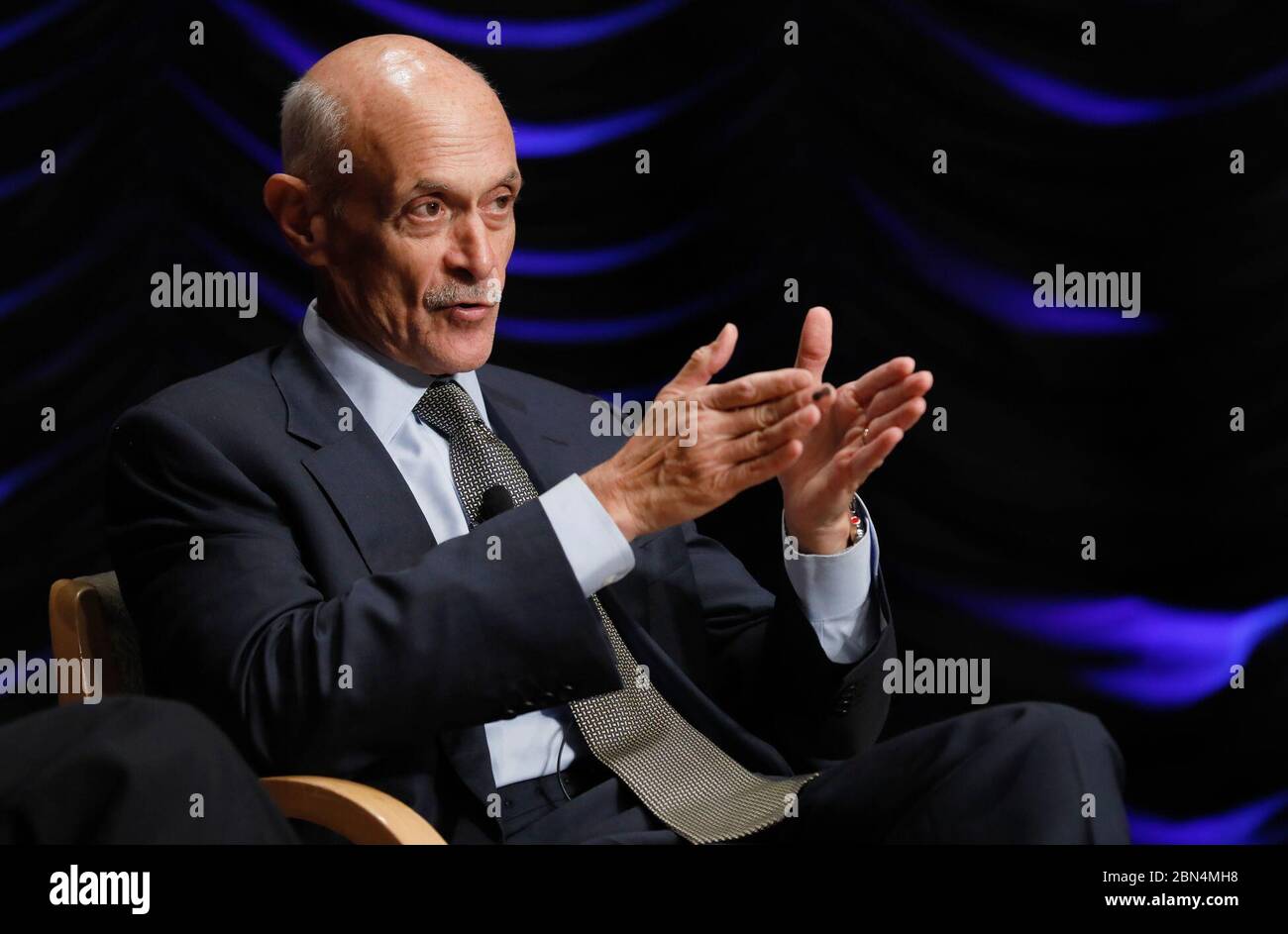 Dhs building washington hi-res stock photography and images - Alamy