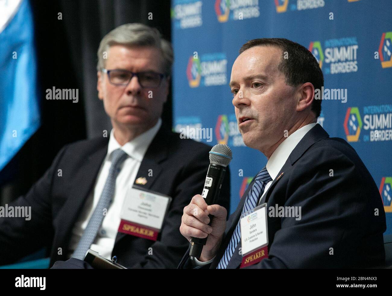 CBP Acting Commissioner John Sanders and Canadian Border Services ...