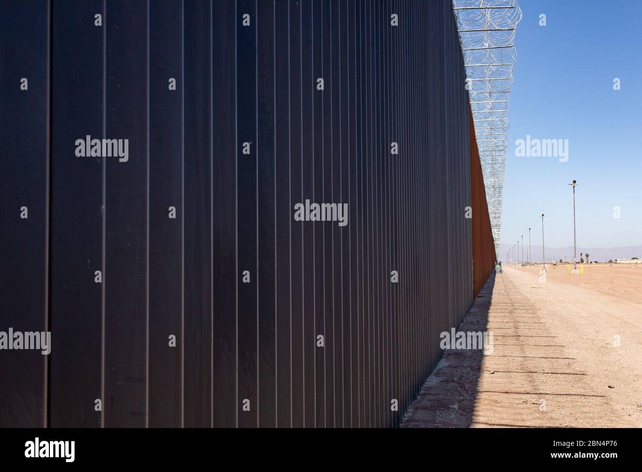 Construction of the border wall near the Calexico Port of Entry in ...