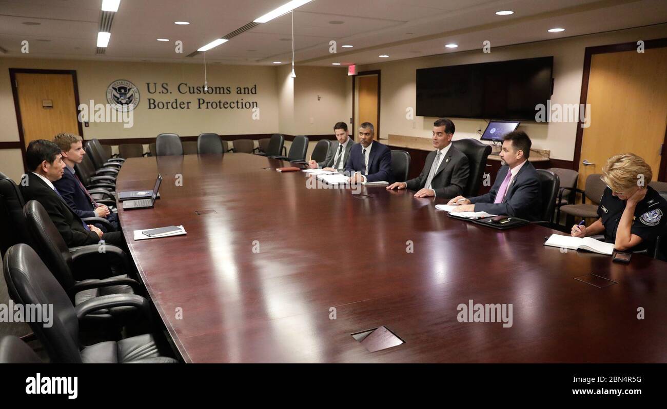 World customs organization hi-res stock photography and images - Alamy