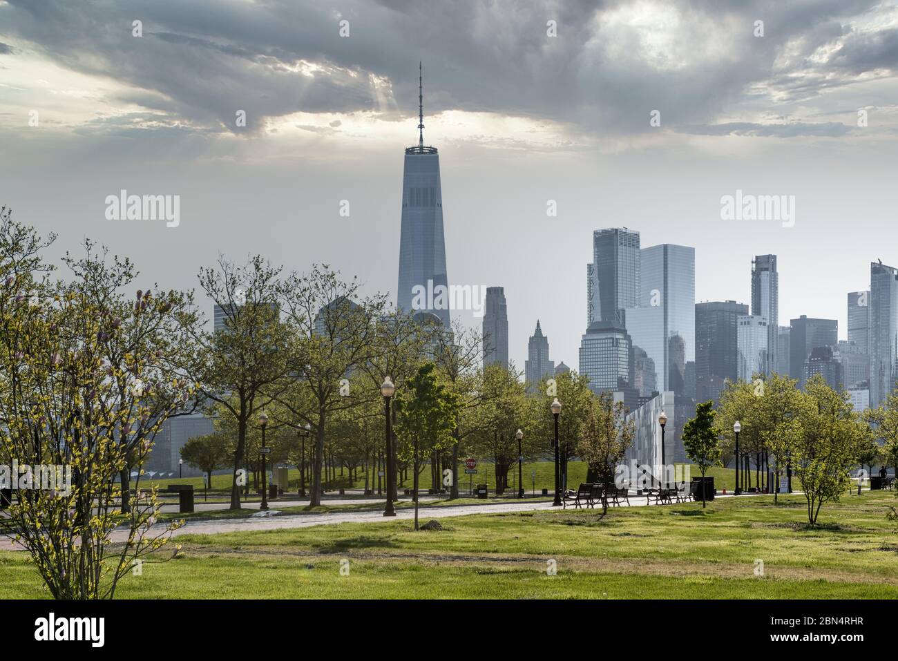 New York City skyline with Freedom Tower from Liberty State Park in New ...