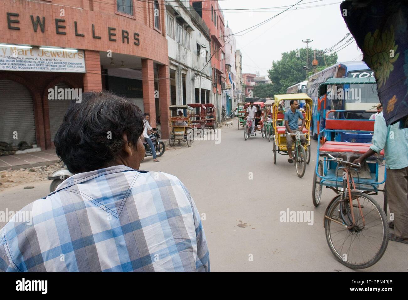 Rickshaw ride old delhi hi-res stock photography and images - Alamy