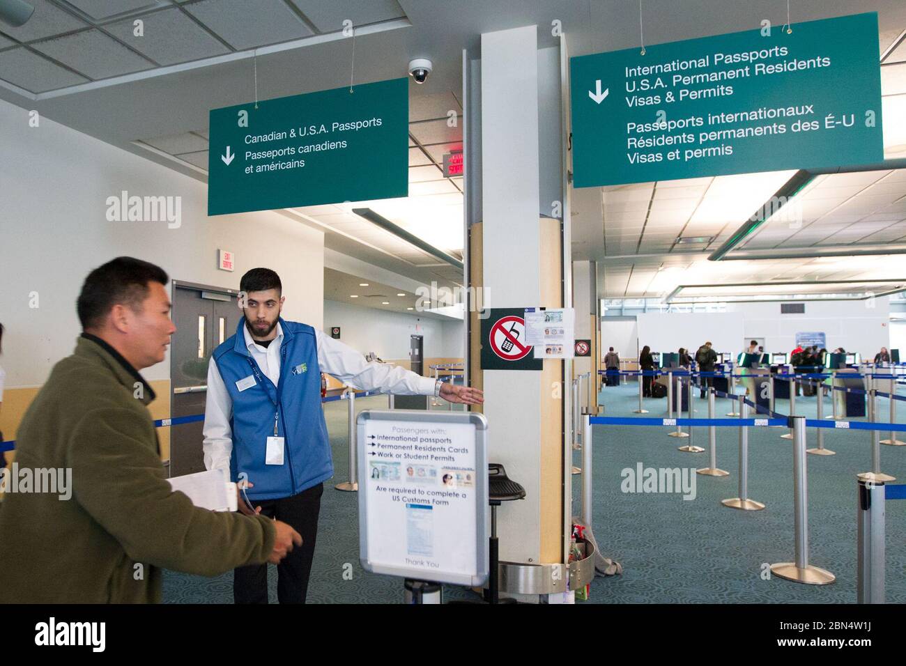 Expedited hi-res stock photography and images - Alamy