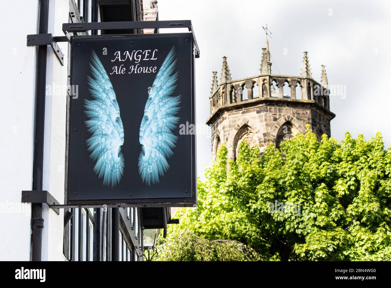The Angel Inn, Market square, Atherstone pictured against the ...