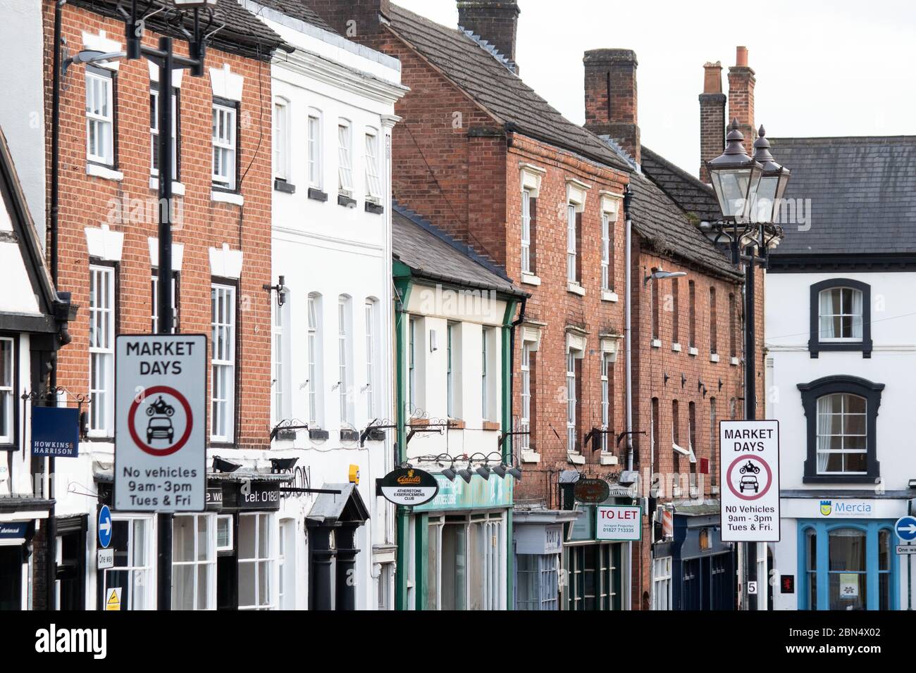 Houses surrounding the market square in Atherstone, North Warwickshire ...