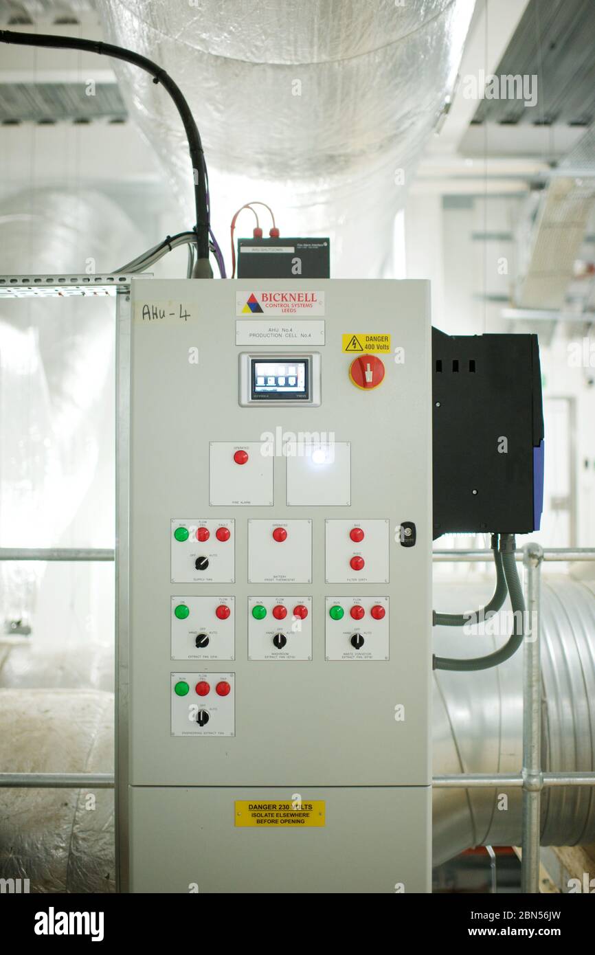 Food manufacturing hi-res stock photography and images - Alamy