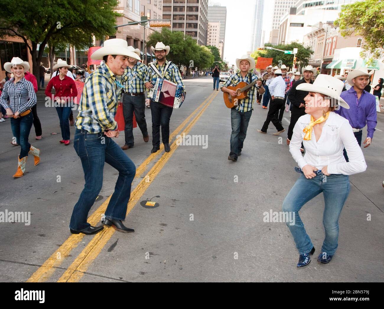 Austin Texas USA, March 2012: Young members of Ballet Folklorico ...