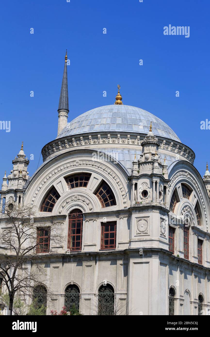 Dolmabahce Mosque, Istanbul, Turkey, Europe Stock Photo - Alamy