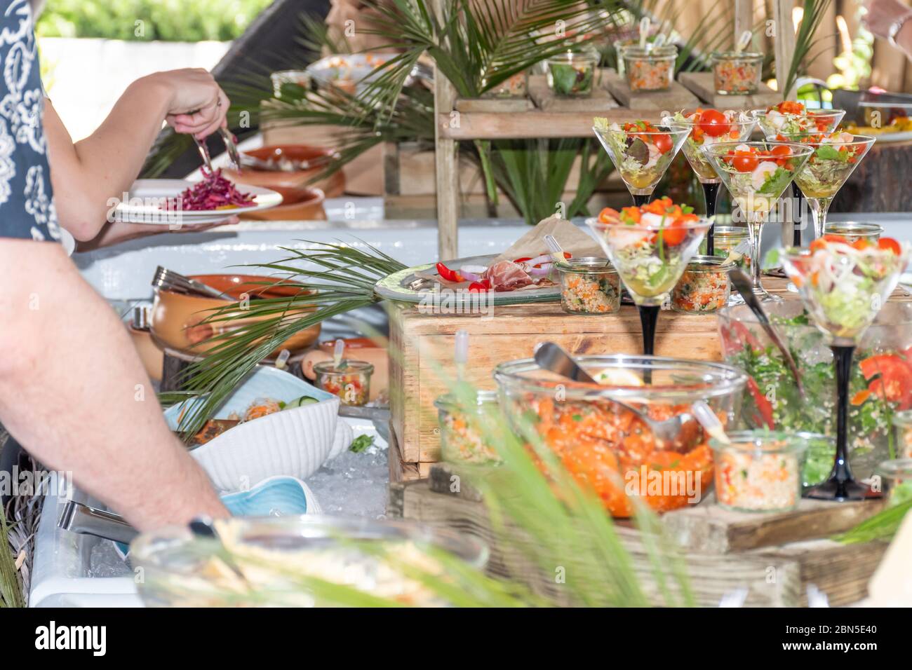 Luxury catering by the pool, food bloggers event, banquet, wedding ...