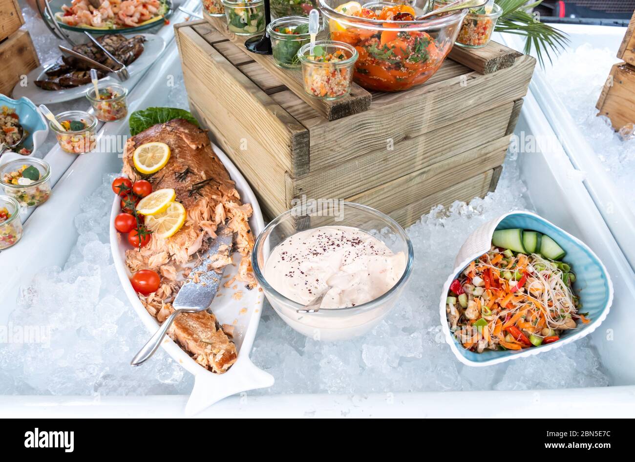 Luxury catering by the pool, food bloggers event, banquet, wedding ...