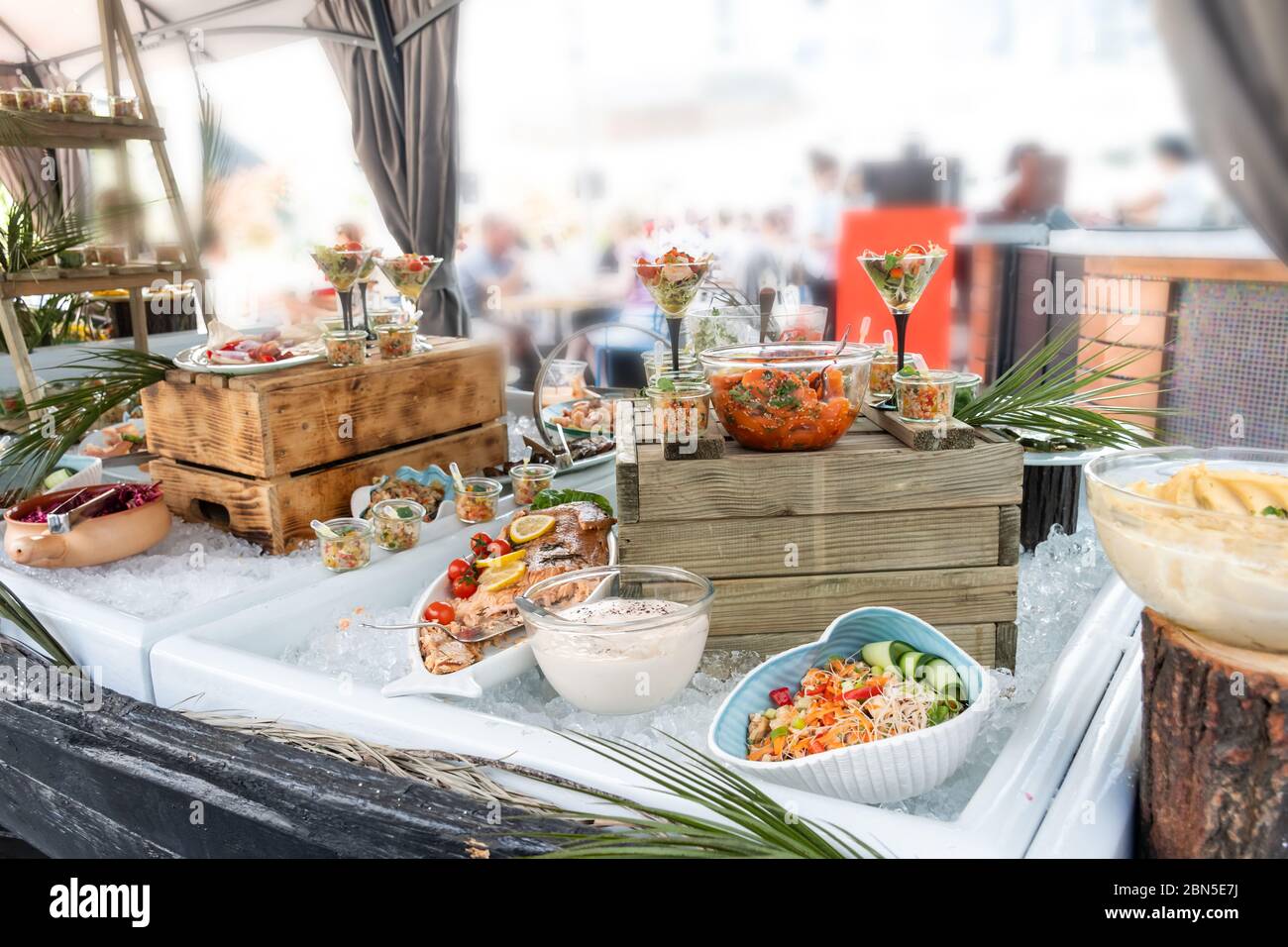 Luxury catering by the pool, food bloggers event, banquet, wedding ...