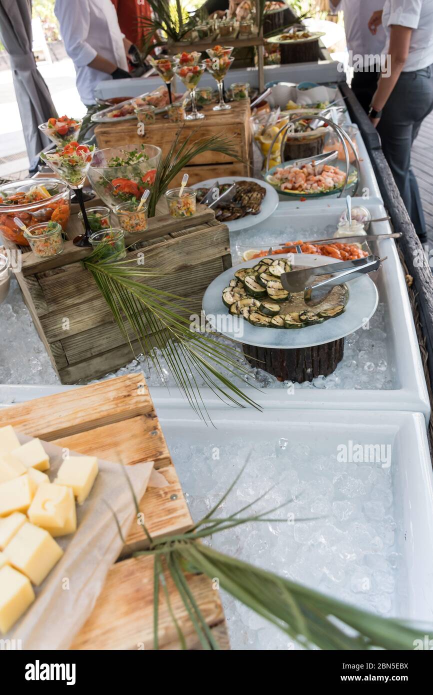 Luxury catering by the pool, food bloggers event, banquet, wedding ...