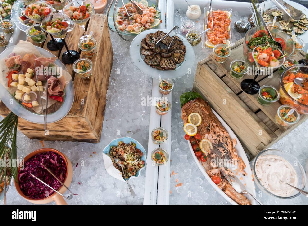 Luxury catering by the pool, food bloggers event, banquet, wedding ...