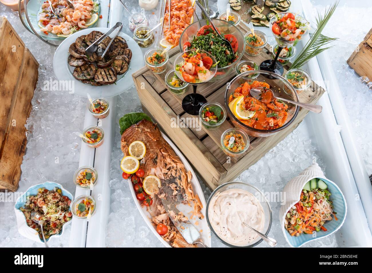 Luxury catering by the pool, food bloggers event, banquet, wedding ...