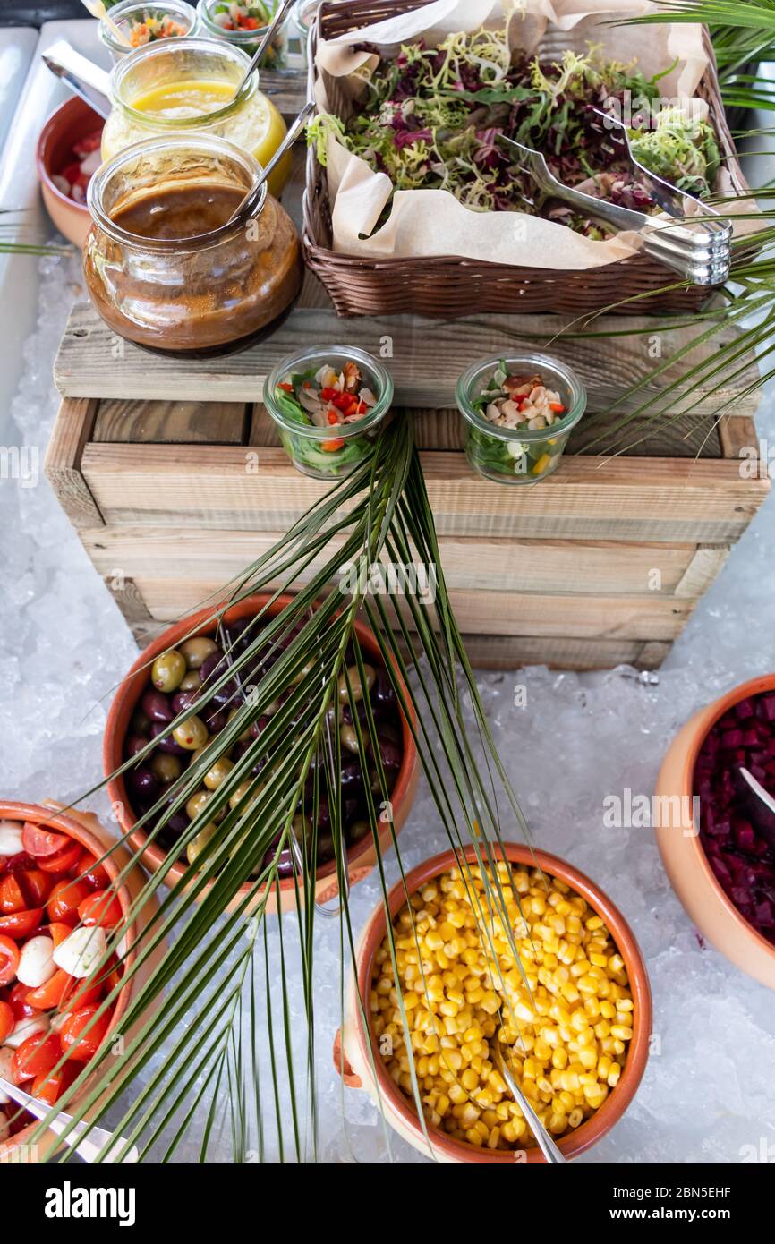 Luxury catering by the pool, food bloggers event, banquet, wedding ...