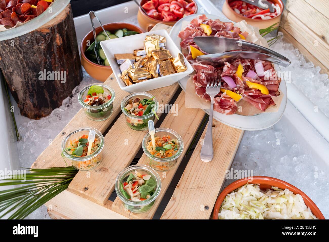 Luxury catering by the pool, food bloggers event, banquet, wedding ...