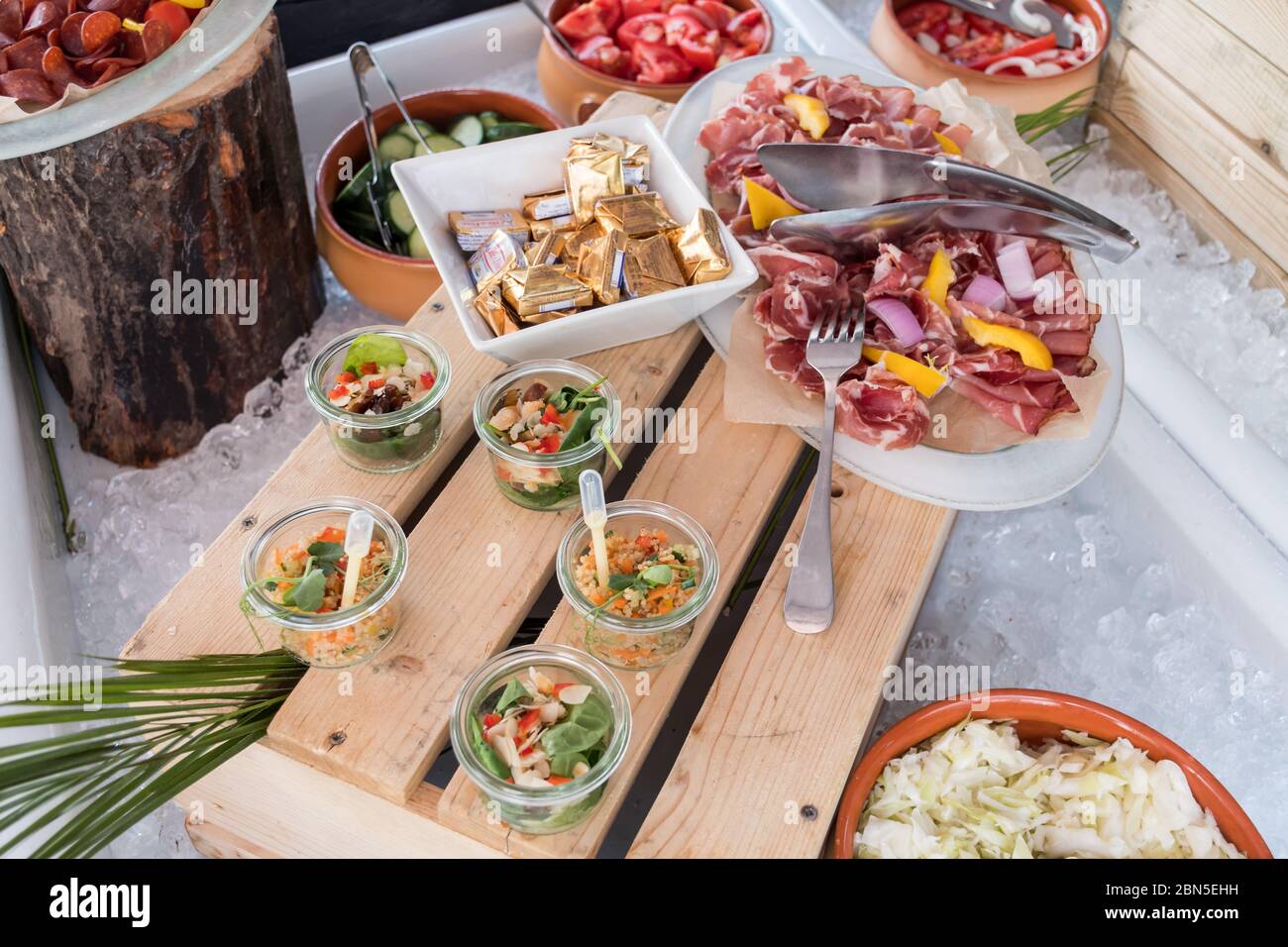Luxury catering by the pool, food bloggers event, banquet, wedding ...