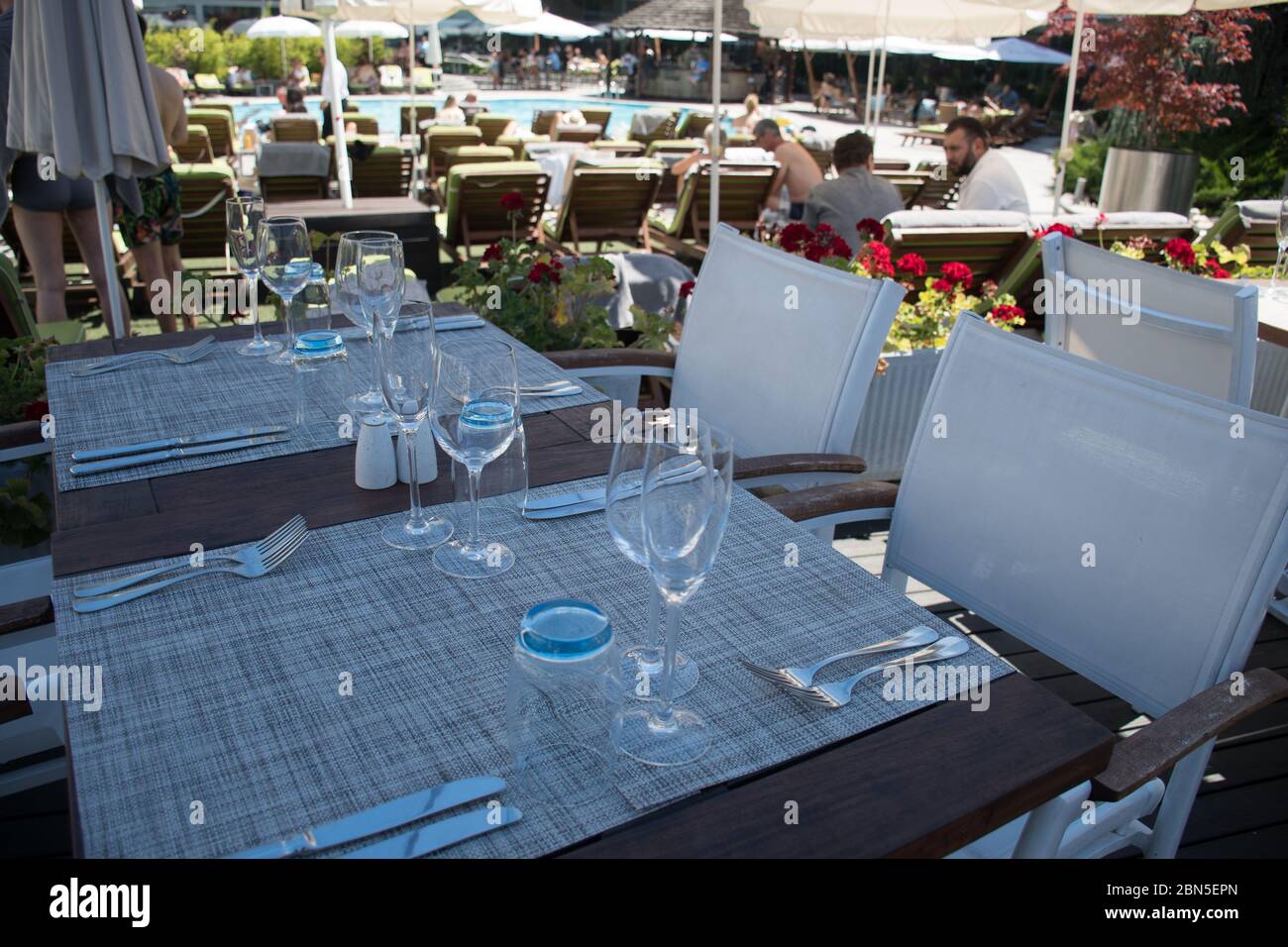 Table setting outdoor terrace. Nobody in the picture just table setup ...