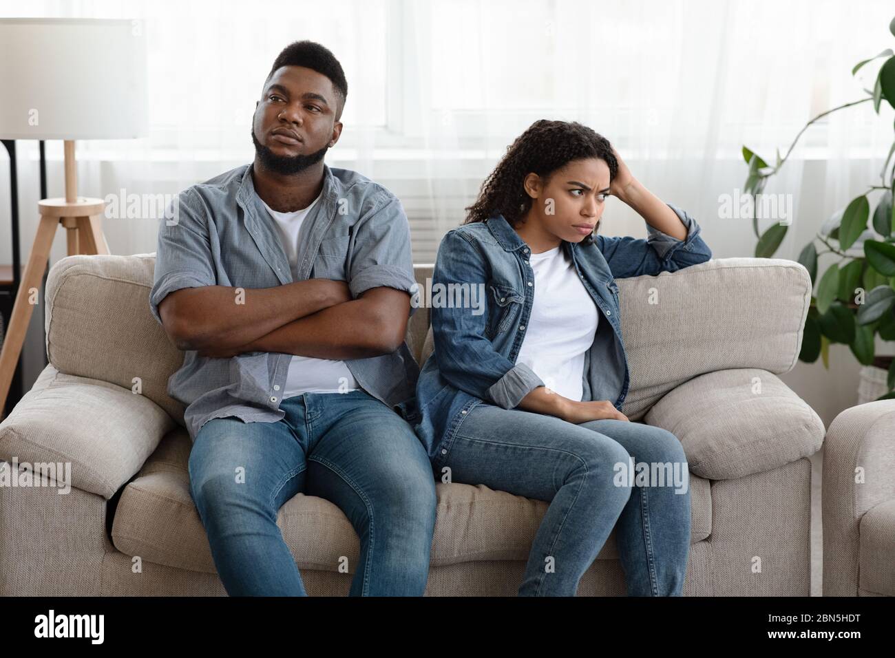 African couple relationship trouble hi-res stock photography and images ...