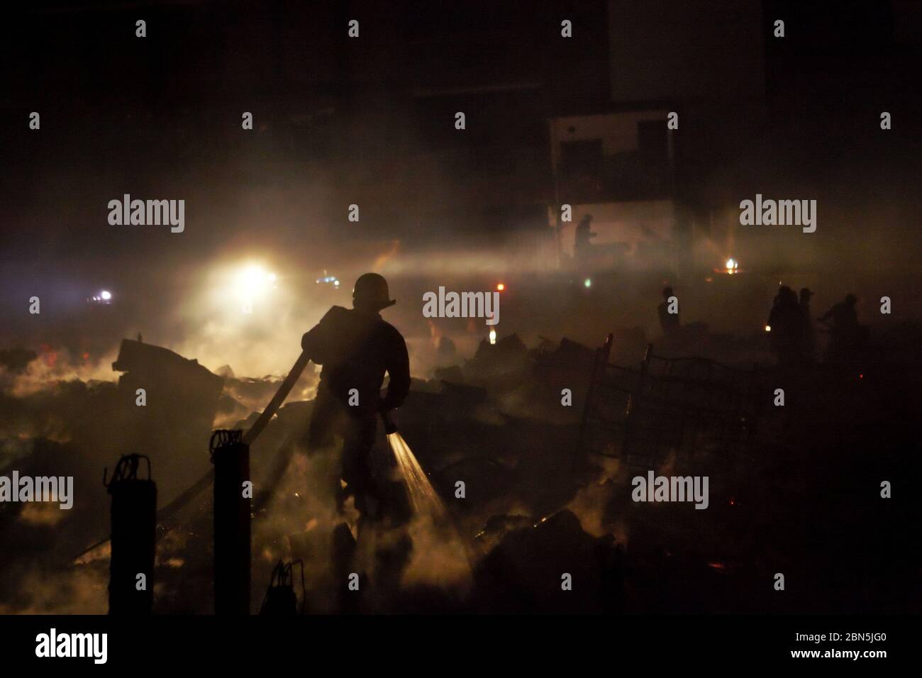 Firefighting cooling phase hi-res stock photography and images - Alamy