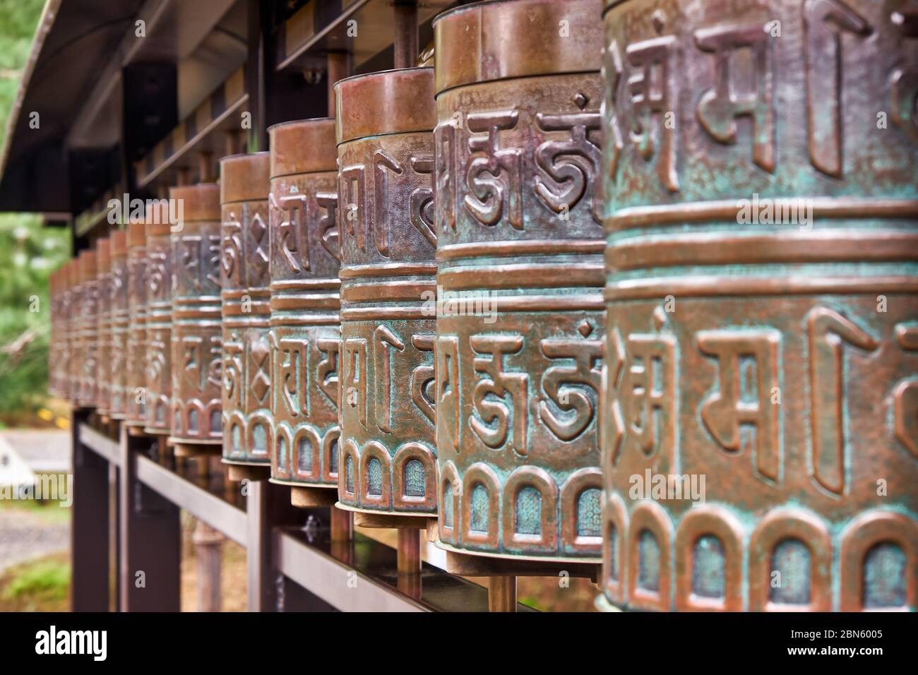 KYOTO, JAPAN - OCTOBER 18, 2019: The metal prayer wheels (many weels ...
