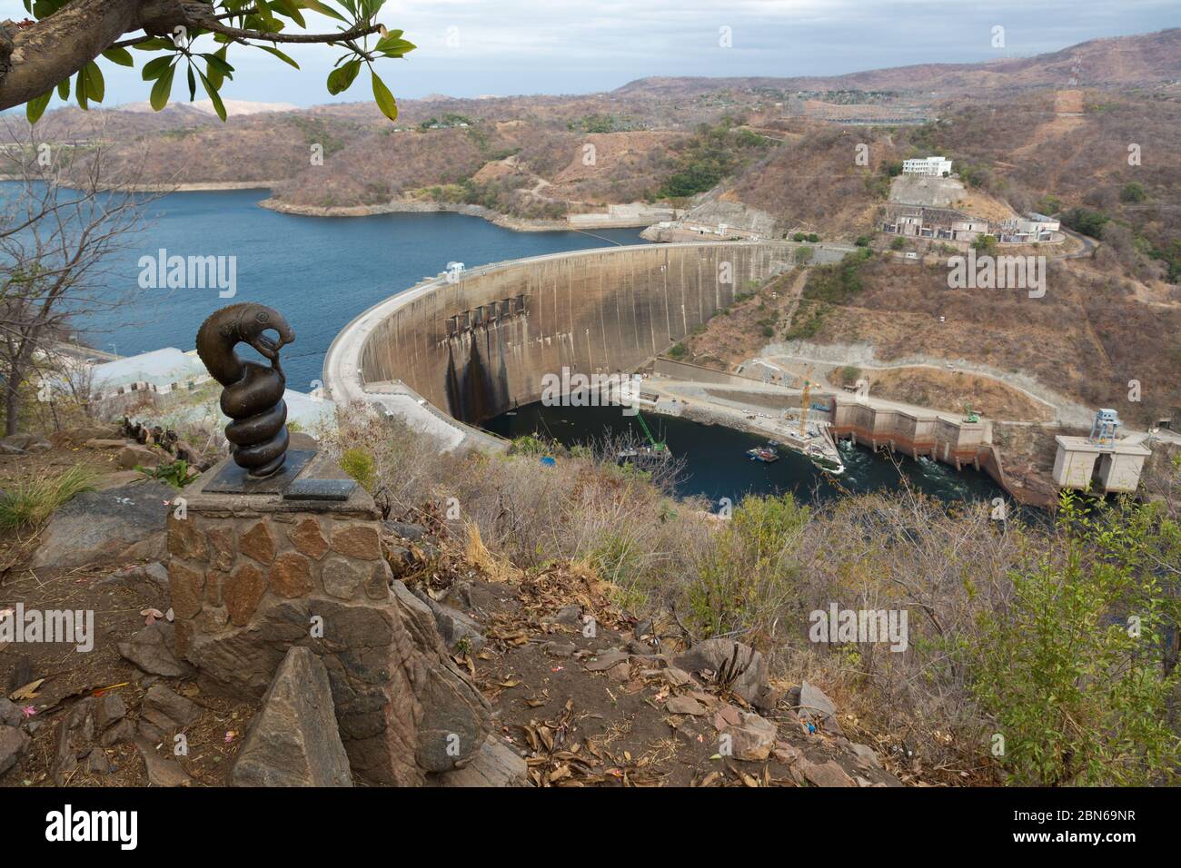 Lake Kariba dam, Zimbabwe Stock Photo - Alamy