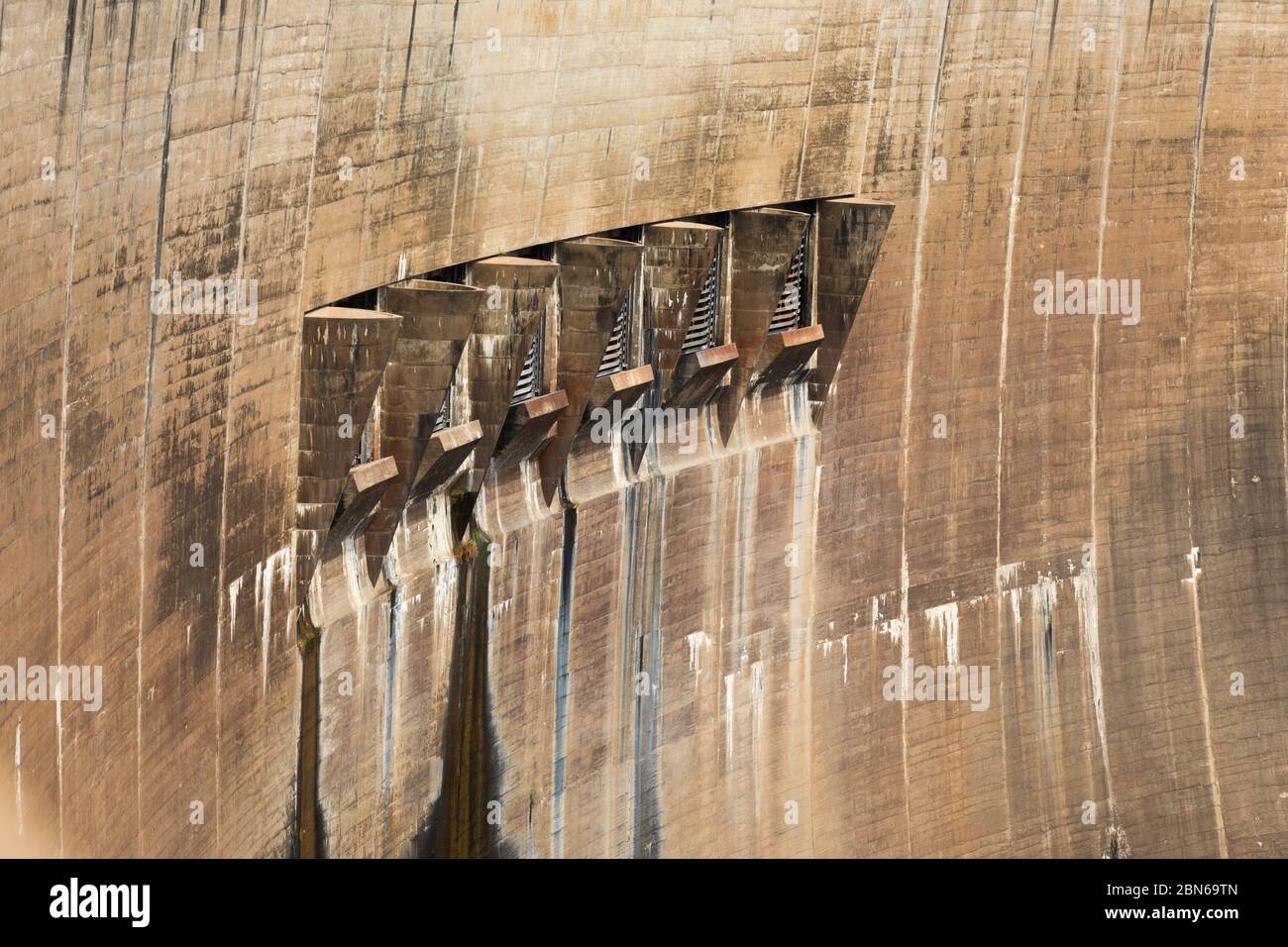 Lake Kariba dam, Zimbabwe Stock Photo - Alamy