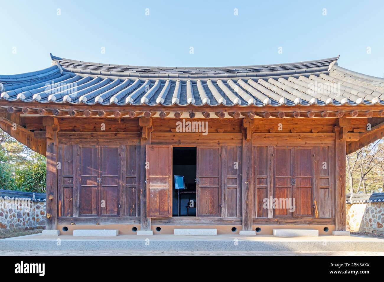 Wolmi Traditional Park Yangjindang Hanok. Incheon Wolmido Hanok Village ...