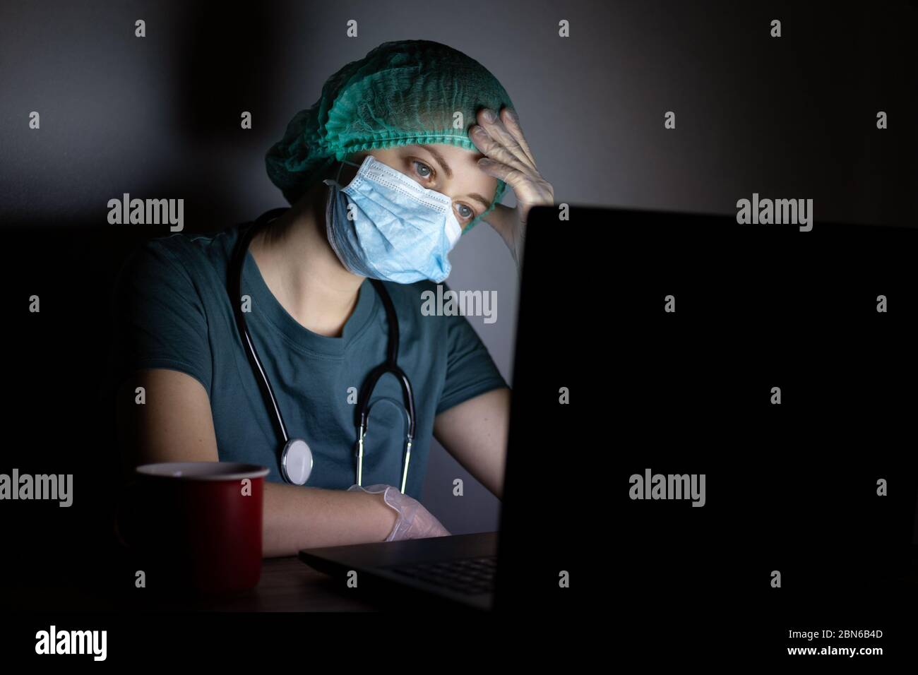 Medical frontliner hi-res stock photography and images - Alamy