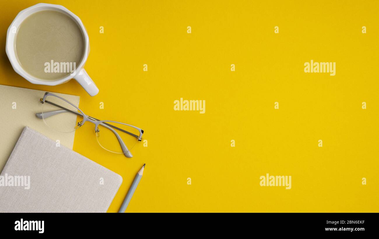 Simple work table of freelance hi-res stock photography and images - Alamy