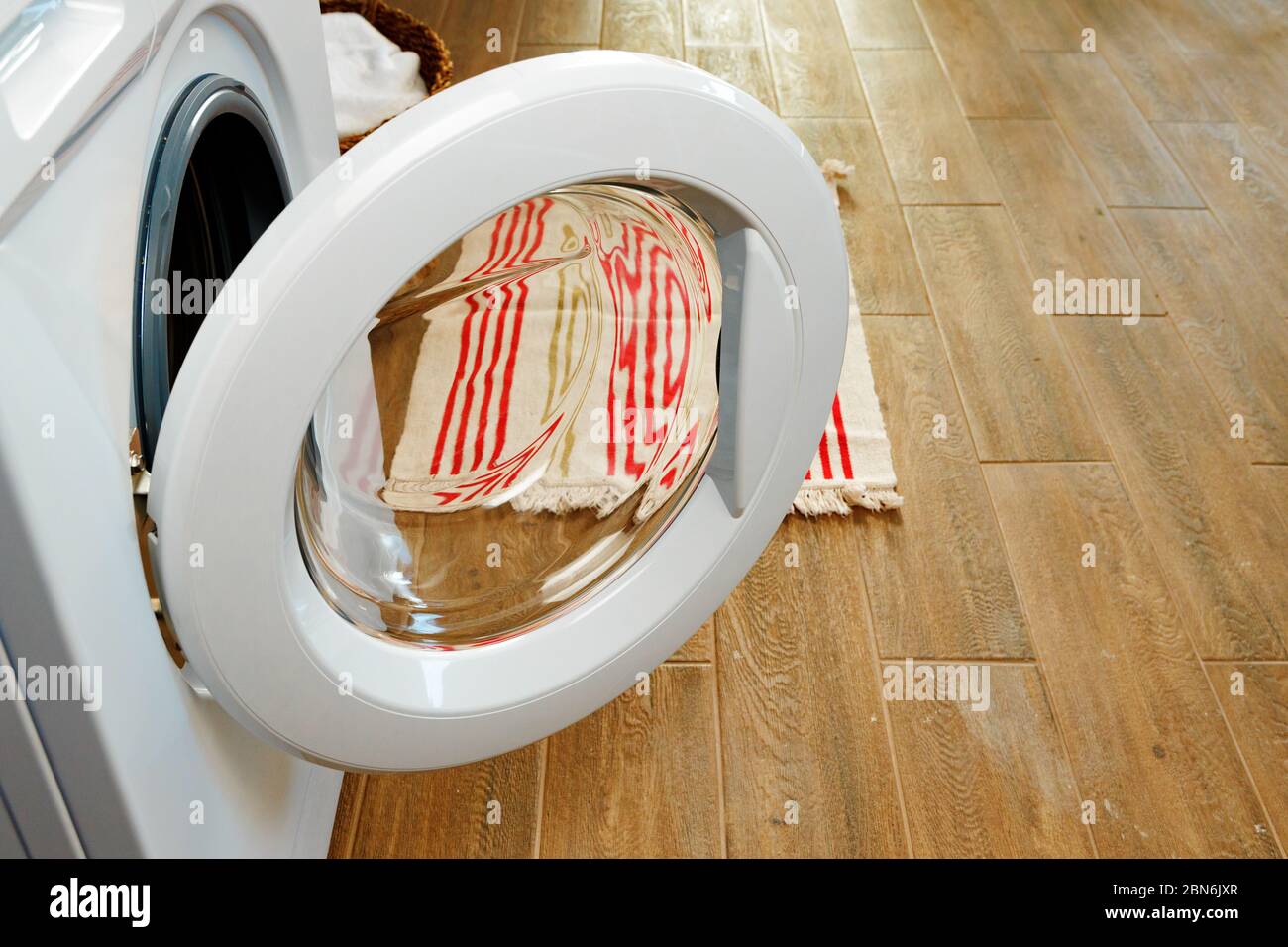 Washing machine spin close hi-res stock photography and images - Alamy