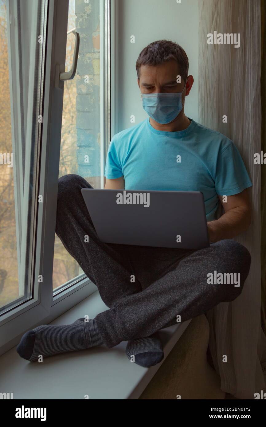 Coronovirus COVID-19 Pandemic Home Office Concept Stock Photo - Alamy