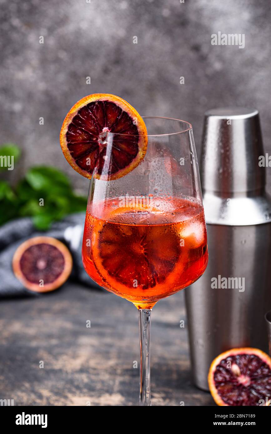 Aperol spritz cocktail with blood orange Stock Photo - Alamy