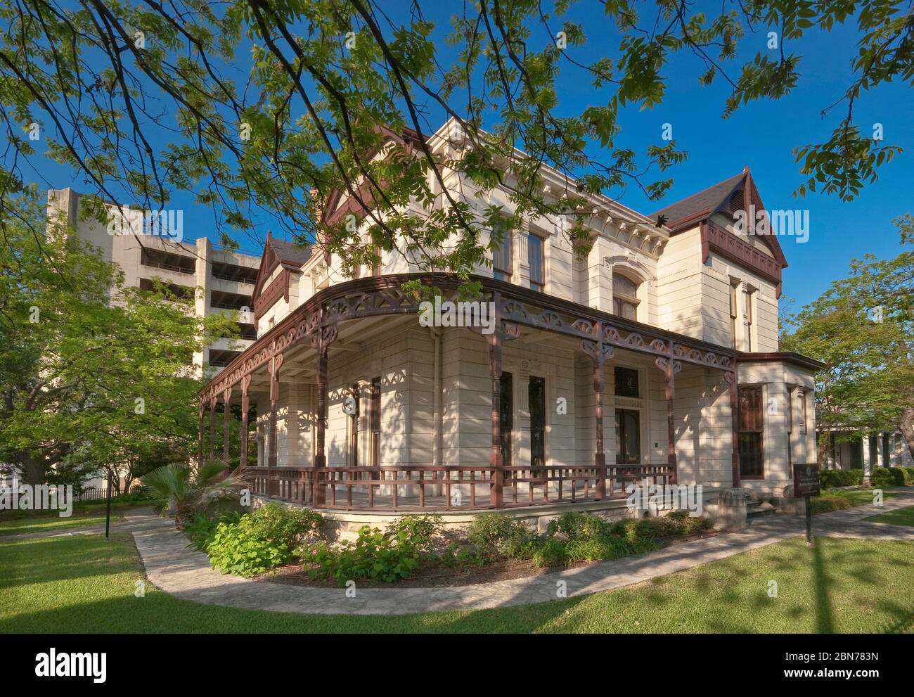 Austin victorian house hi-res stock photography and images - Alamy
