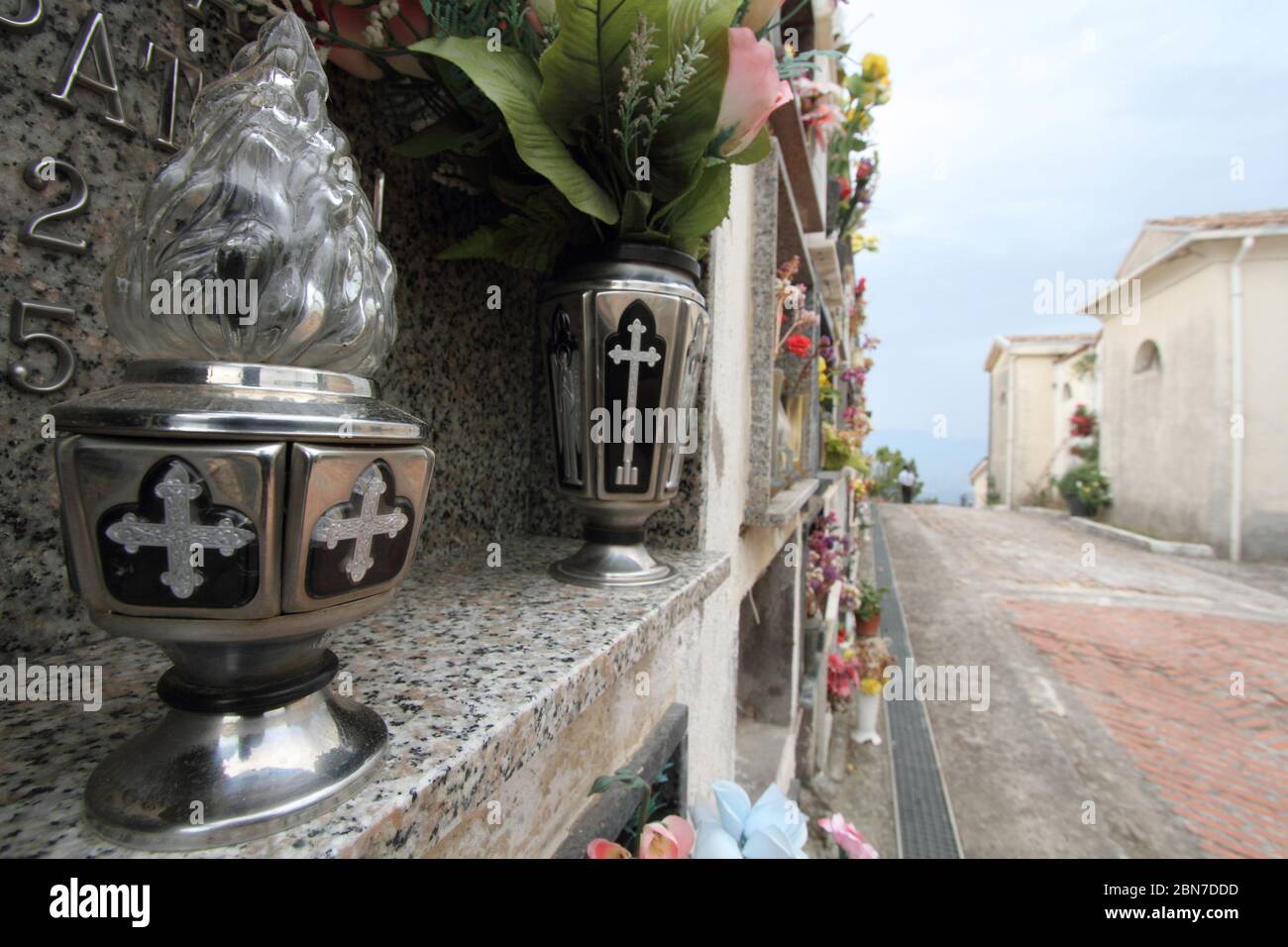 Funeral objects hi-res stock photography and images - Alamy