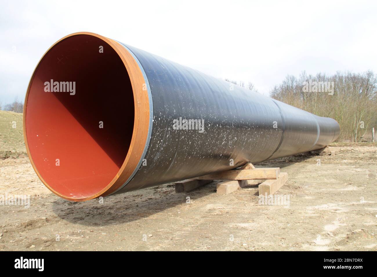 Pipeline trail hi-res stock photography and images - Alamy