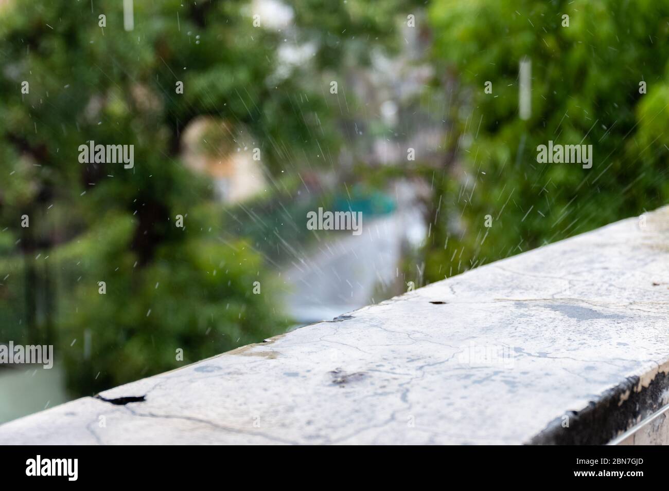 Office inside rain hi-res stock photography and images - Alamy