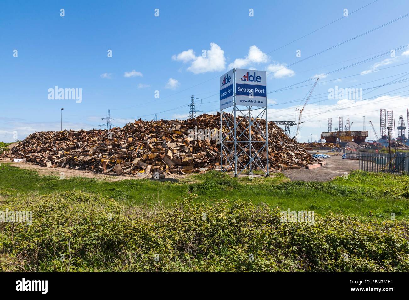 Brent bravo oil rig hi-res stock photography and images - Alamy