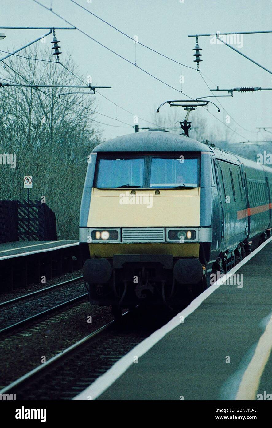 GNER inter city 225, passenger train, in 1997, at Wakefield, Northern ...