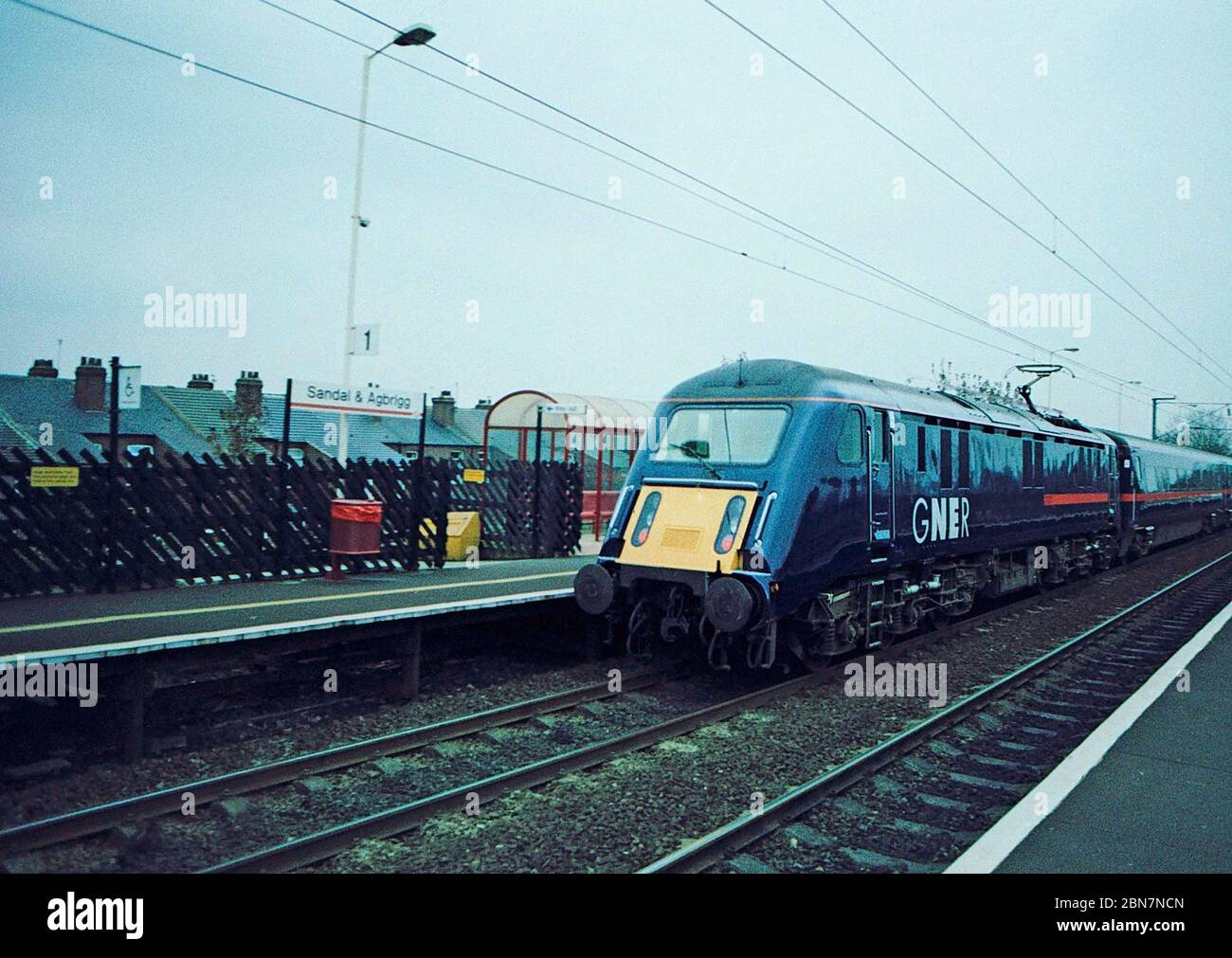 GNER inter city 225, passenger train, in 1997, at Wakefield, Northern ...