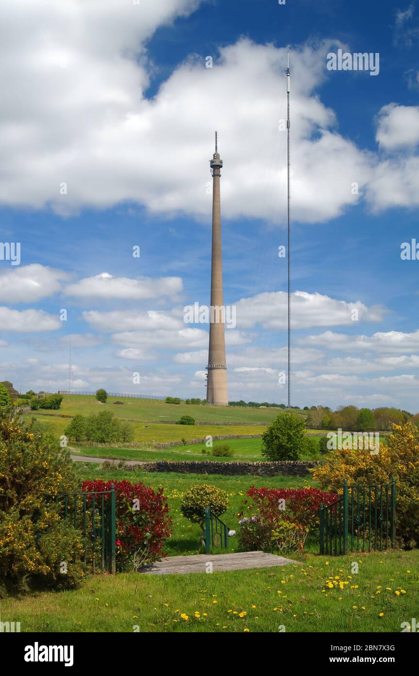 Arqiva emley moor tower hi-res stock photography and images - Alamy