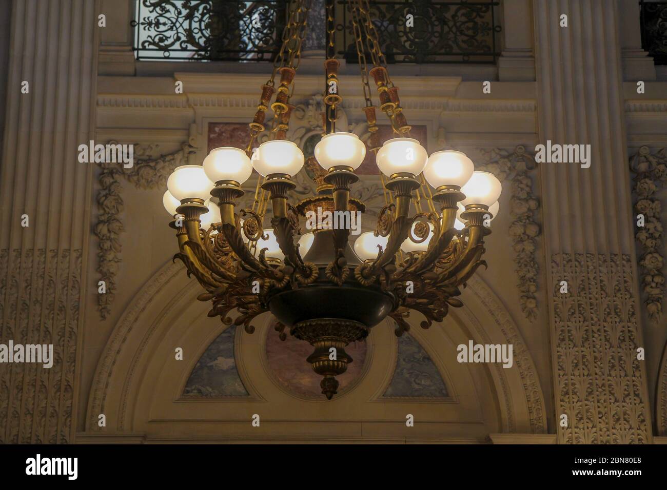 Chandelier in the entryway of the Breakers mansion, Newport, Rhode ...