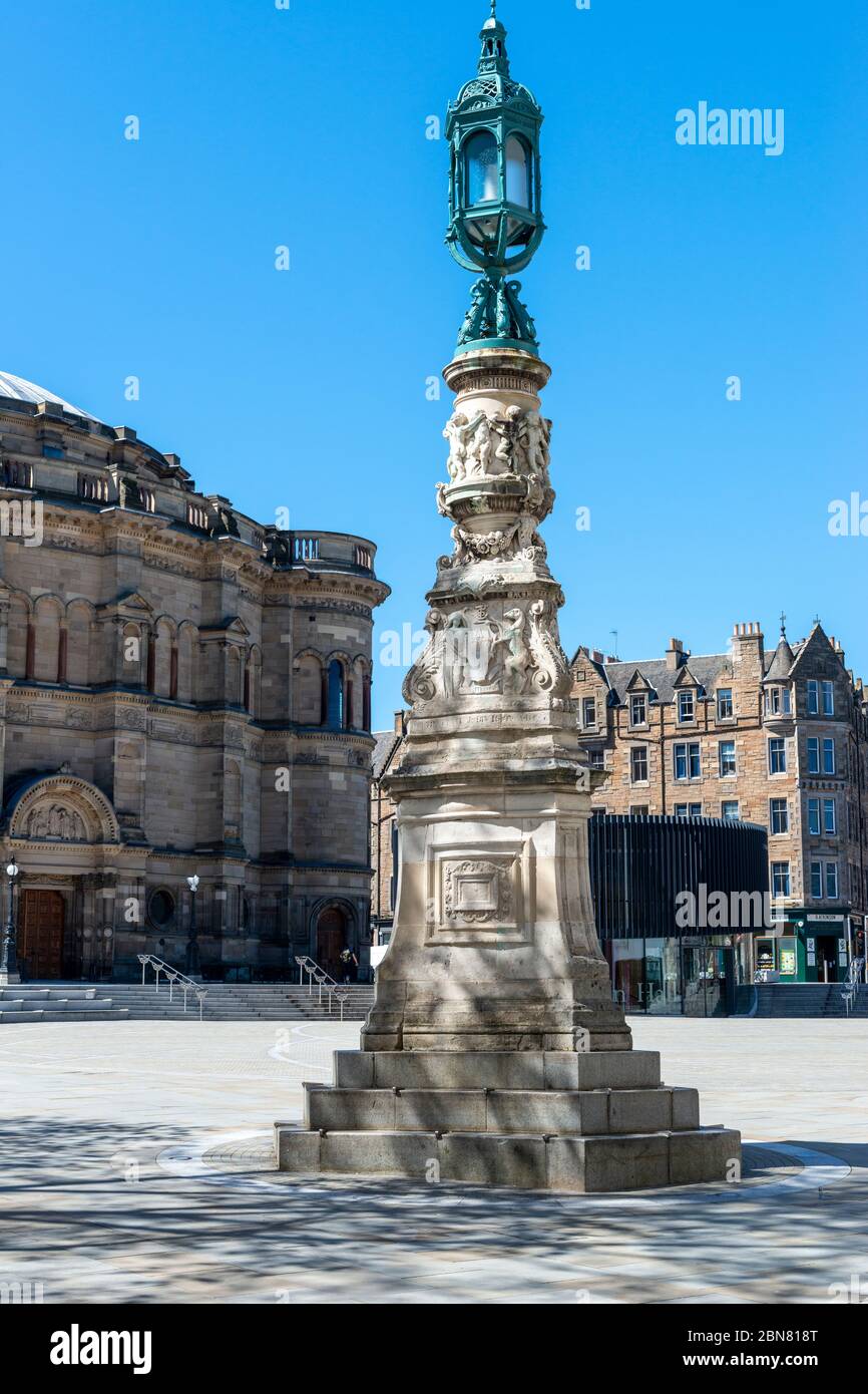 Commemorative lamp post (19th century) with University of Edinburgh ...