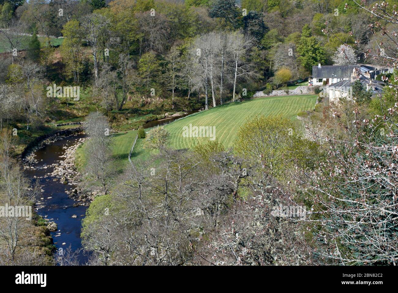 DAVA WAY TRAIL MORAY SCOTLAND HOUSES OF EDINKILLIE AND RIVER DIVIE SEEN ...