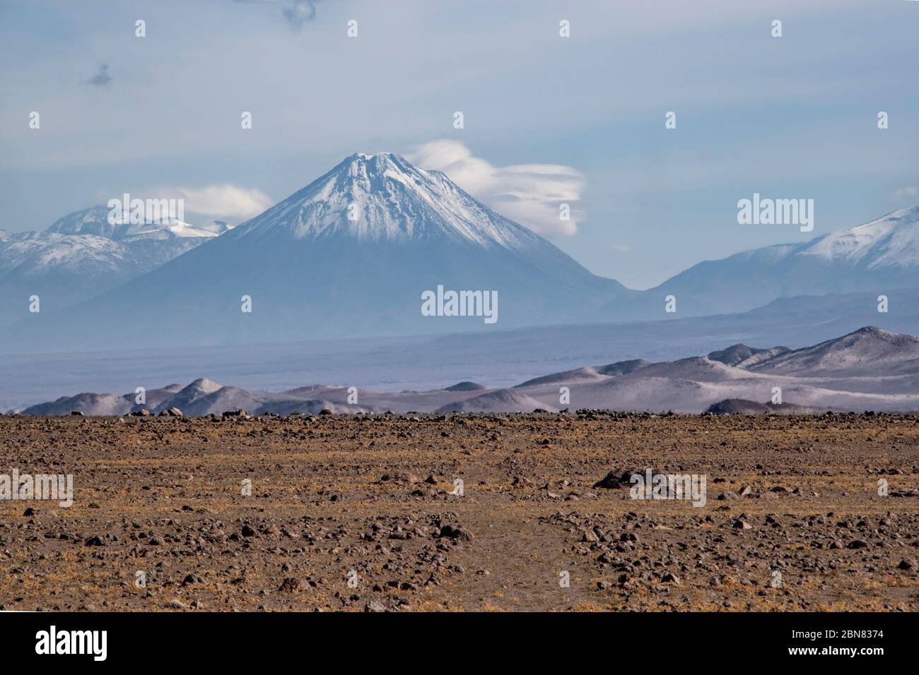 The iInca trail, leading towards Lascar Volcano, Anotfagusta region ...