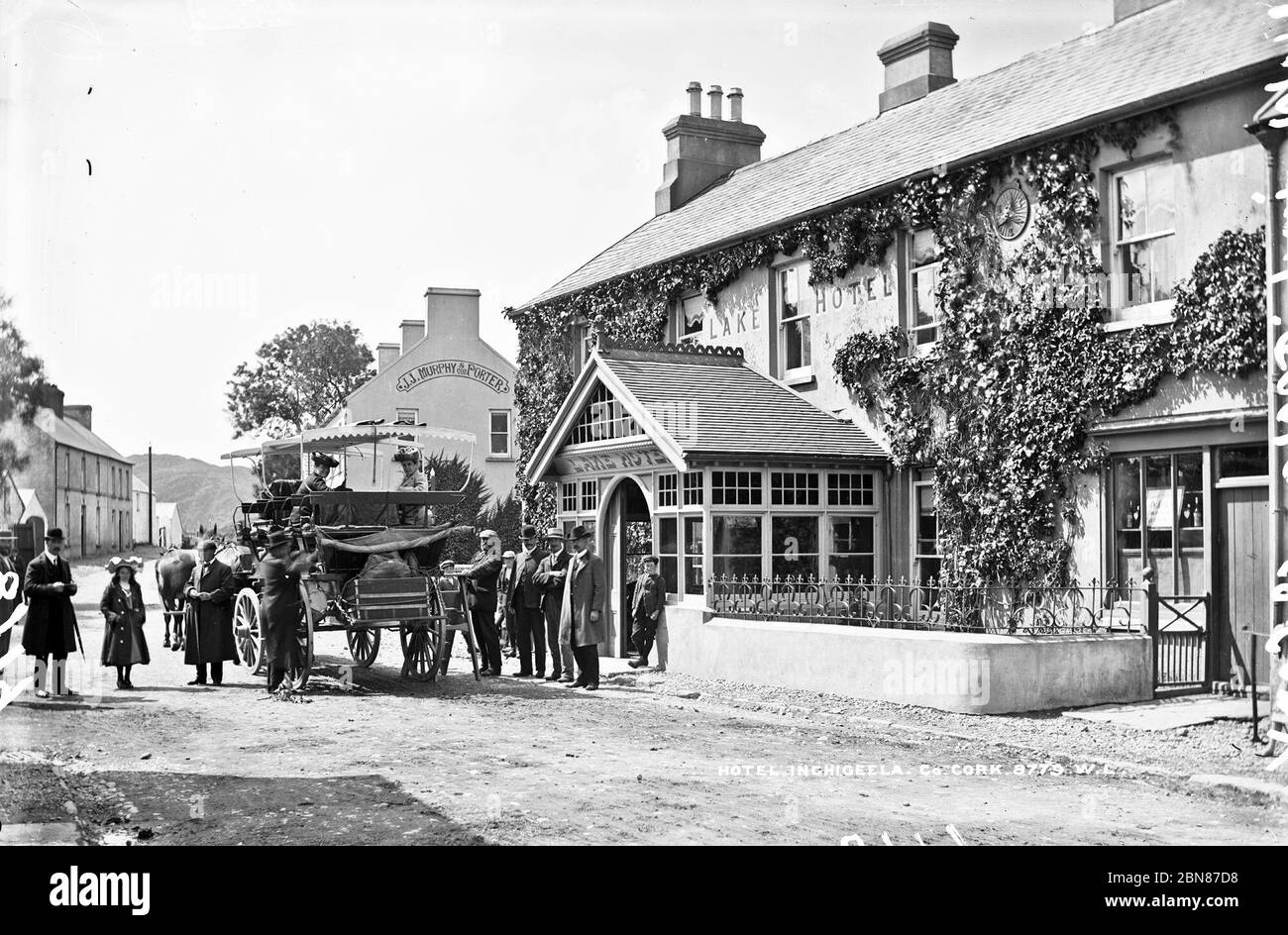 Old charabanc hi-res stock photography and images - Alamy