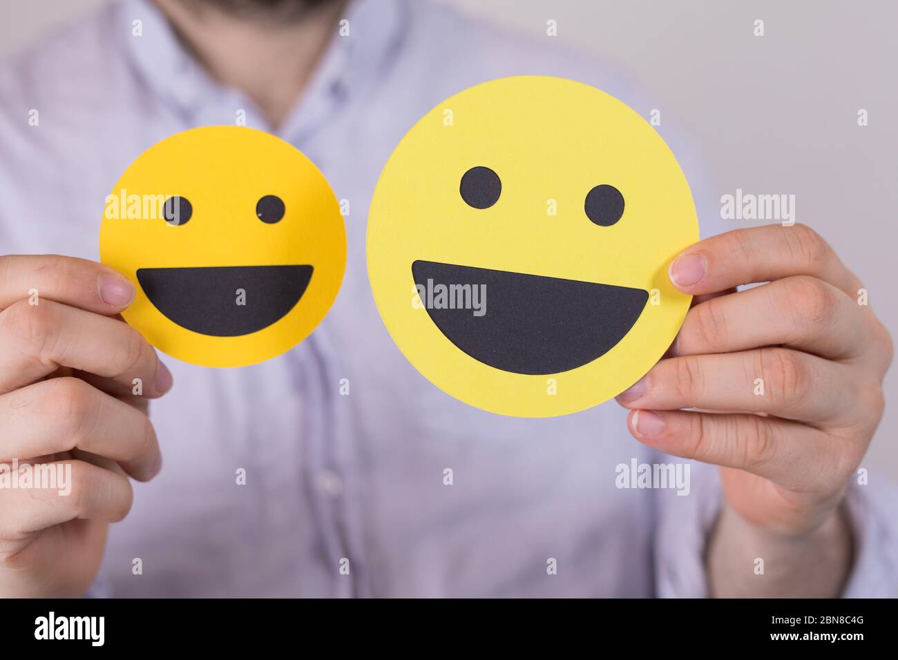 Emoticon smiley face red web hi-res stock photography and images - Alamy