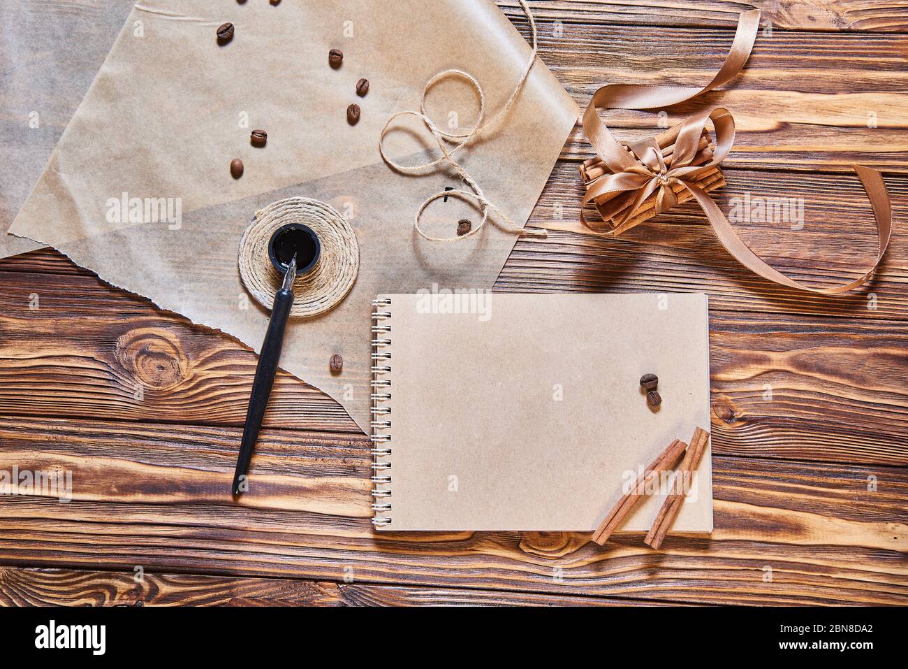 Notebook pen coffee beans hi-res stock photography and images - Alamy